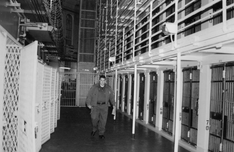 2002: San Quentin officer keeps death row running smoothly - Inside CDCR