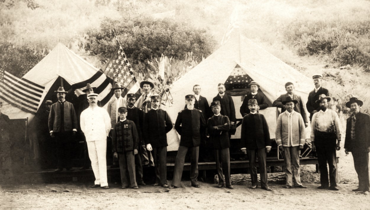 Stitch in time: California prison uniforms