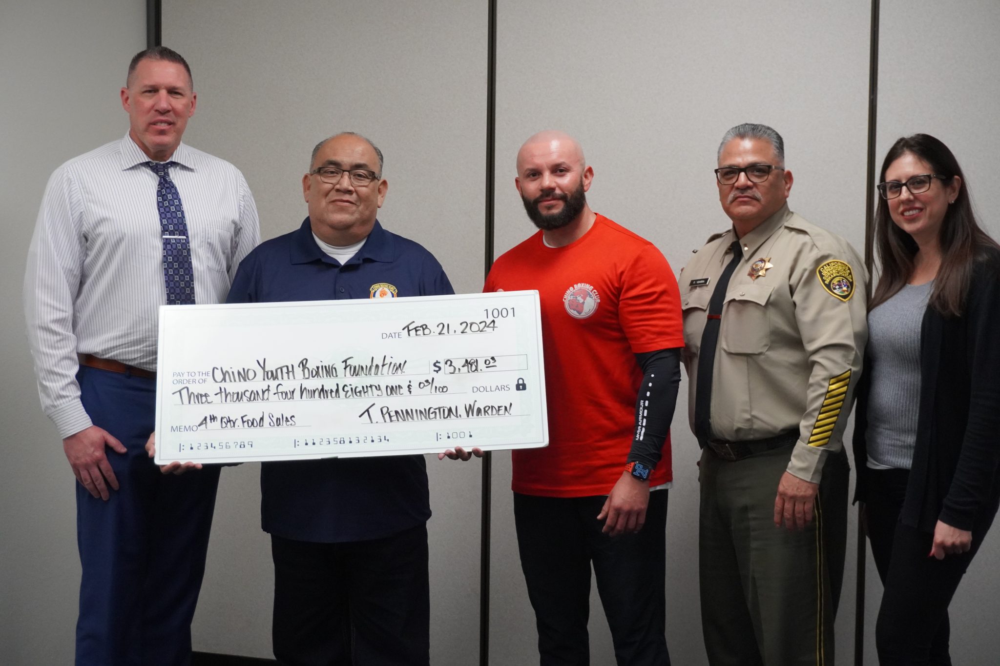 Chino youth boxing club gets help from CIM - Inside CDCR