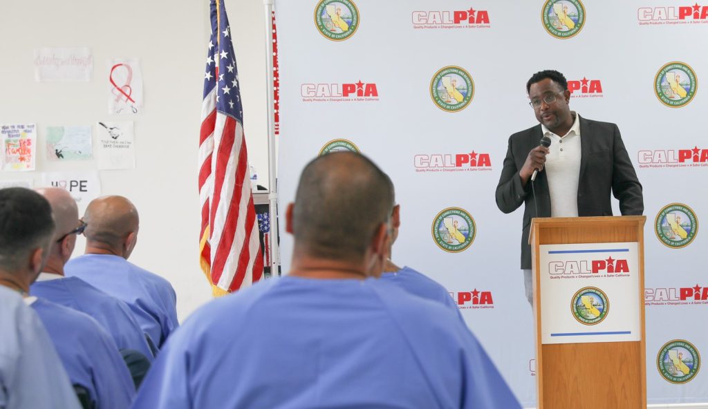 CALPIA graduates recognized at Centinela - Inside CDCR